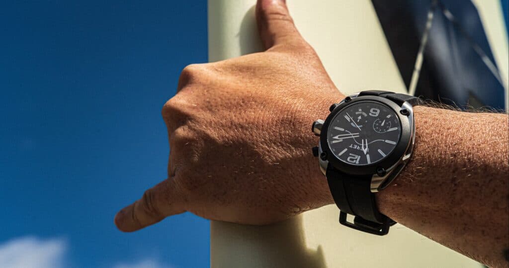 weret surf watches review magicseaweed | Stoked For Travel