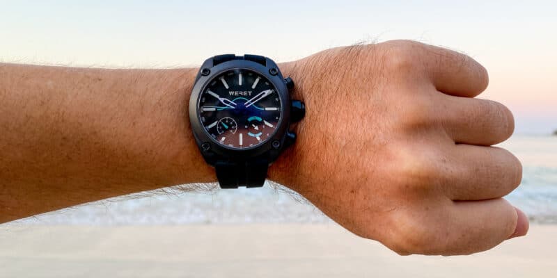 weret luxury surf watch review smartwatch magicseaweed | Stoked For Travel